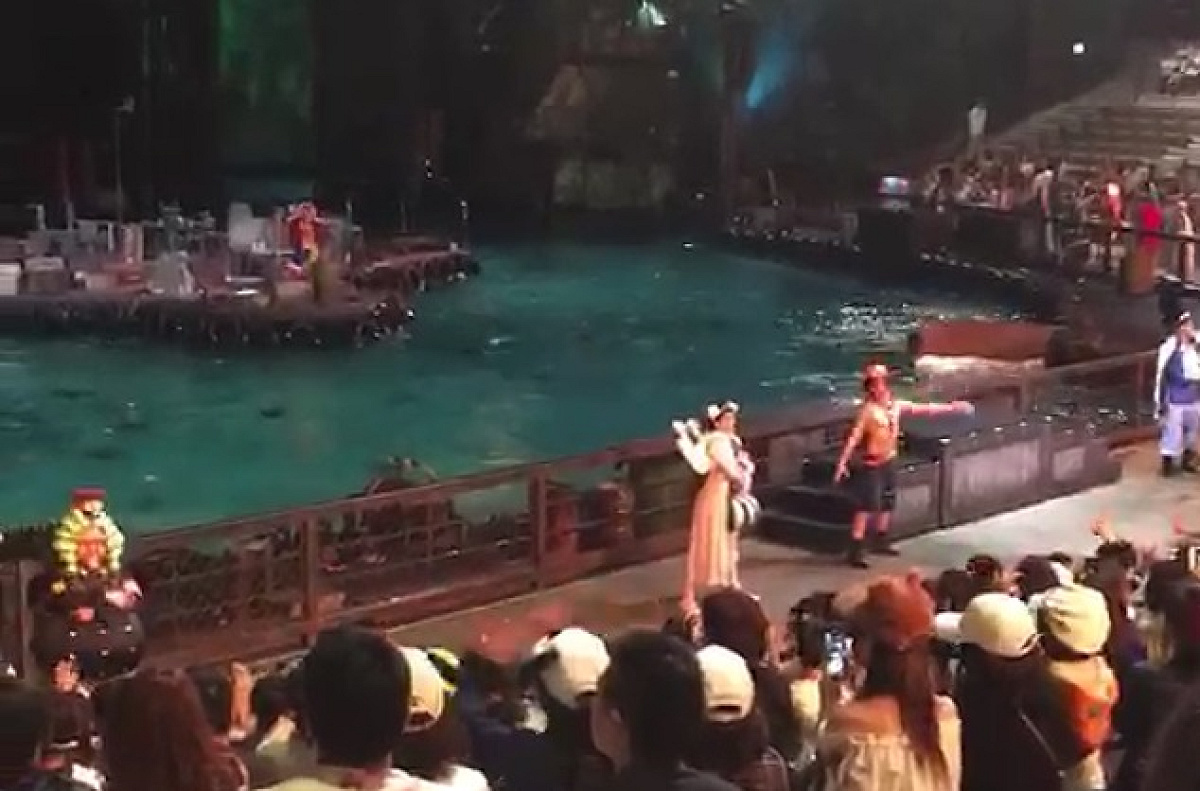 ワンピース・プレミア・ショー2019のスペシャルグリーティング| キャステル | CASTEL ディズニー情報