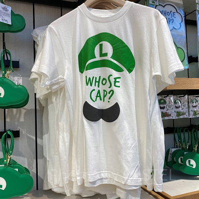WHOSE CAP? Tシャツ(ルイージ・白)| キャステル | CASTEL ディズニー情報